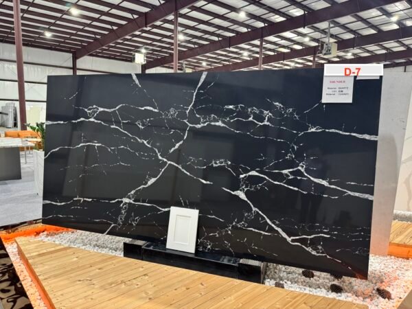 Calacatta Thunder (D5 diamond selection) - Granate Omega1 Inc.